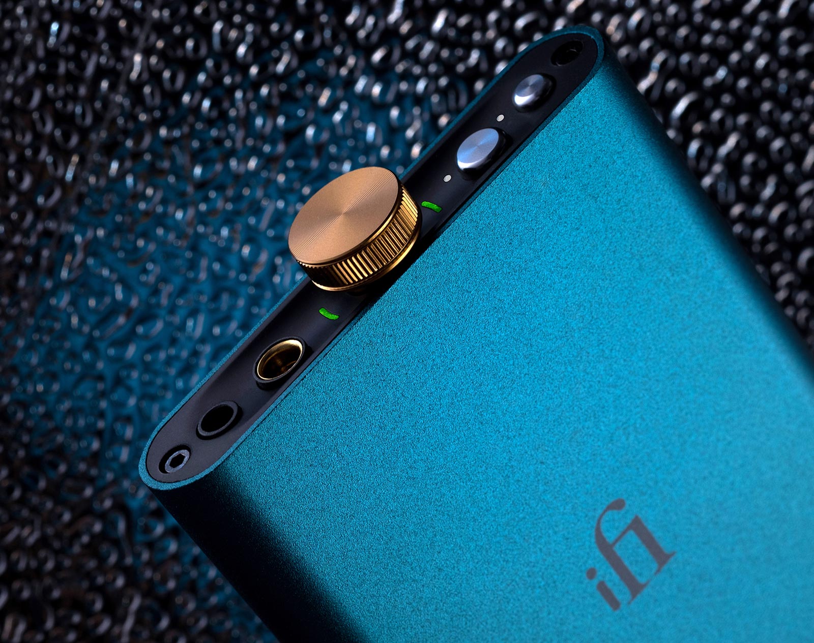 Nosotros - iFi Audio Argentina